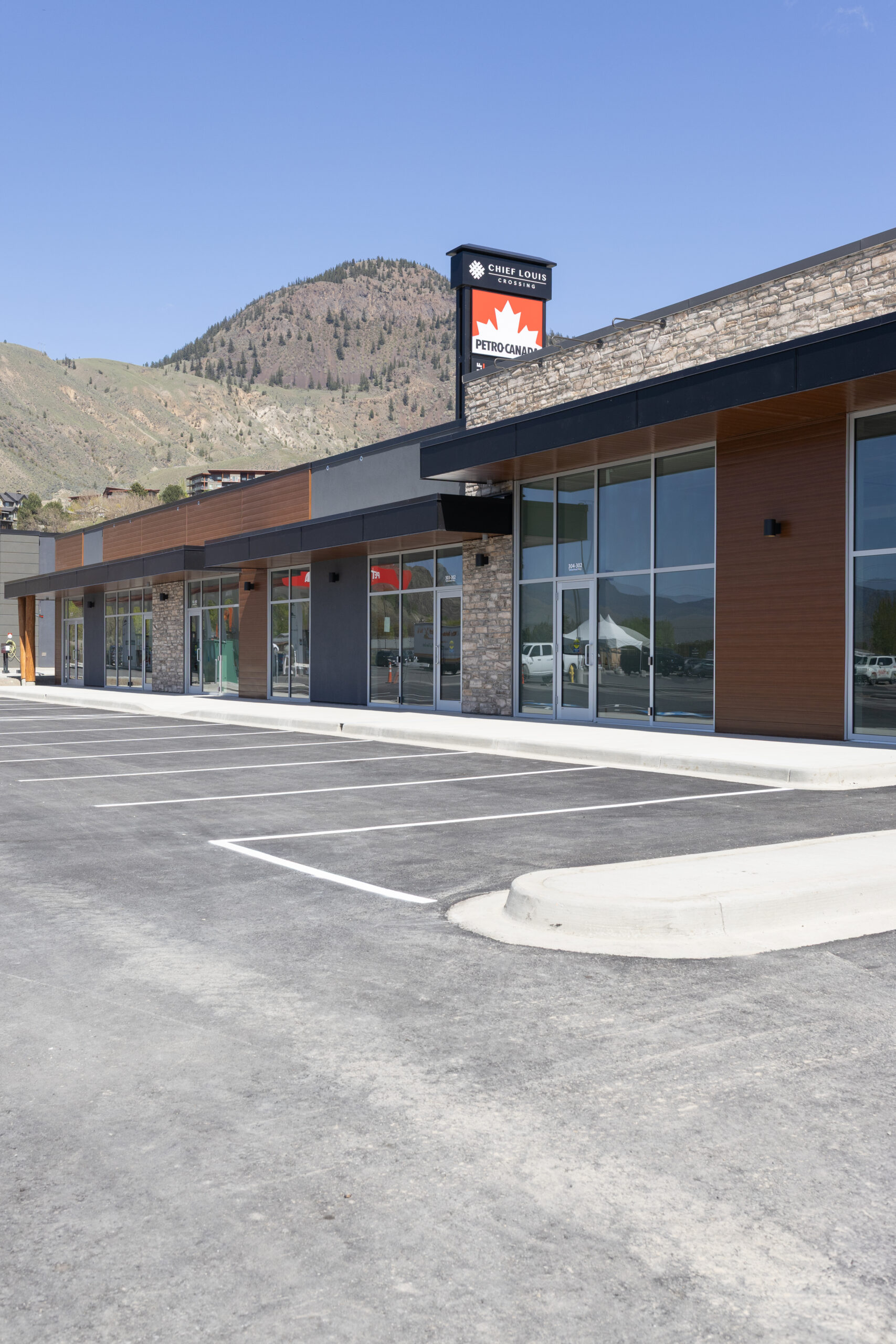 Commercial Space - Chief Louis Crossing Commercial Complex Kamloops, B ...